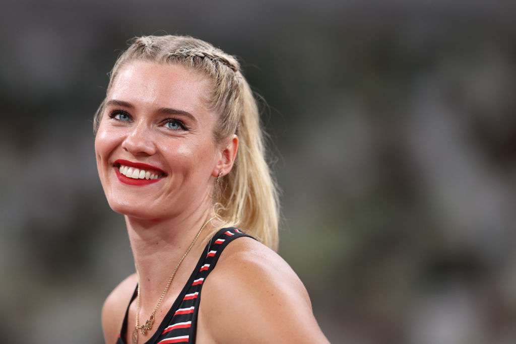 Wilma Murron kilpakumppani esitteli rantakuntoaan – leuat tippuivat ...